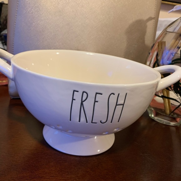 Rae Dunn | Kitchen | Rae Dunn Fresh Colander | Poshmark